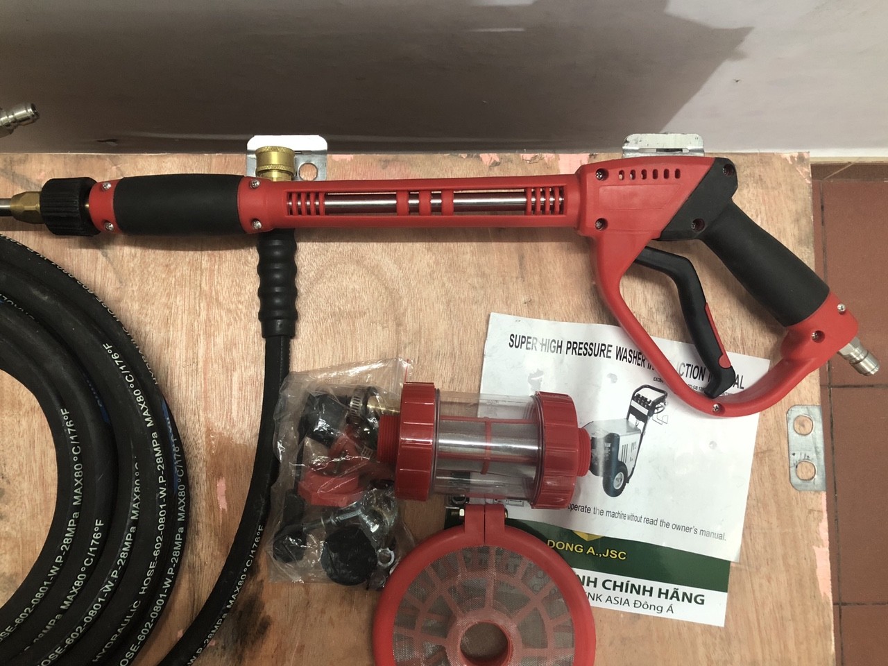 Máy xịt rửa xe cao áp Pacman - Asiacoma JSC - Chuyên cẩu tháp, vận ...